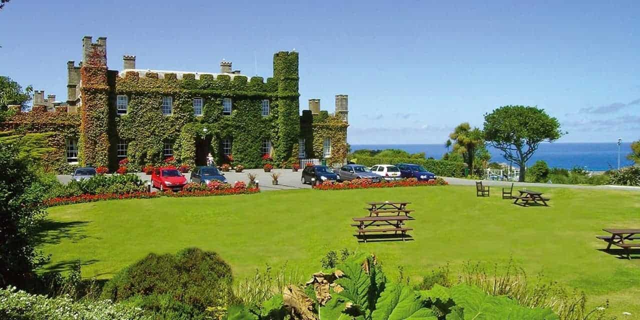 Top UK Hotel Deal: Stay At Top Rated Castle Hotel In Cornwall For Only ...