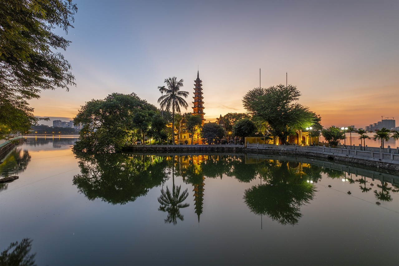 Flight Deal: Fly Nonstop From India To Vietnam From Only US$233 (round ...