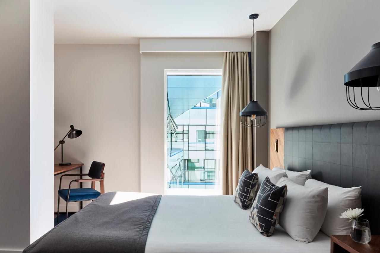 Birmingham, UK: 37% OFF Stunning 4* The Cube Hotel Birmingham From Only ...